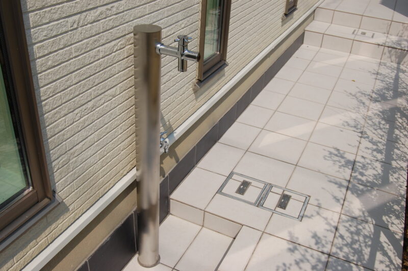 エクステリア施工事例 NO.1746997「シンプルなアプローチ兼玄関ポーチ」鳥取県のエクアライブ推奨店 ガルデンス鳥取（削除済み ...